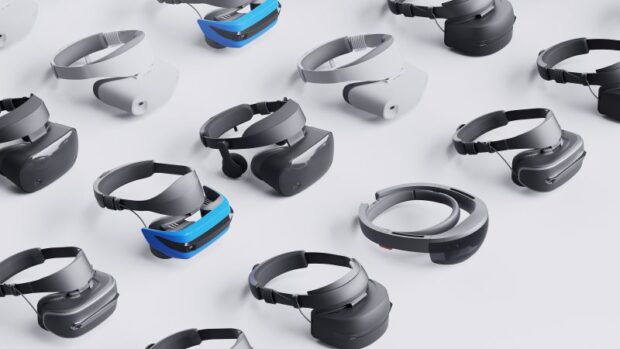 4 Best VR Headsets Under 500 Rs In India 2024 - Buying Guide & Review