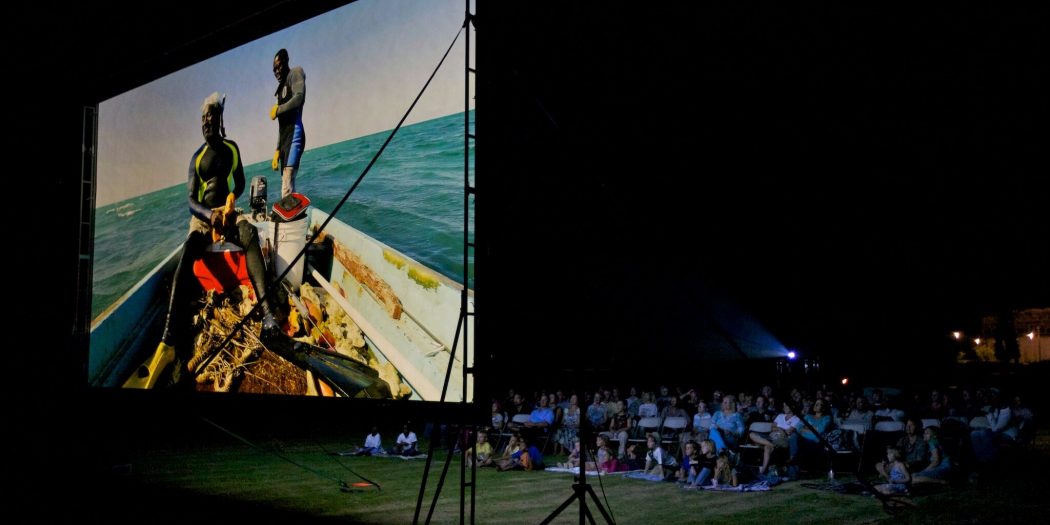 15 Best Outdoor Projectors 2024 - Comeau Computing