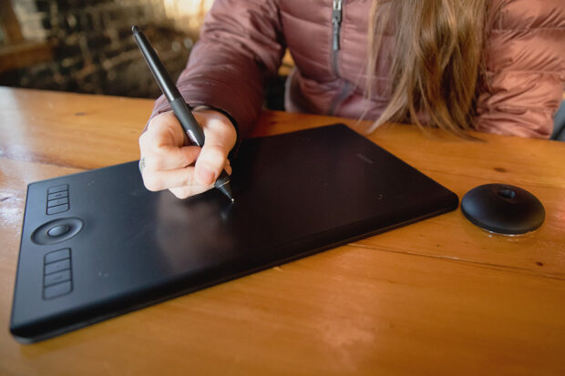 5 Benefits of Graphic Tablets for Teachers & Distance Learning - Comeau ...