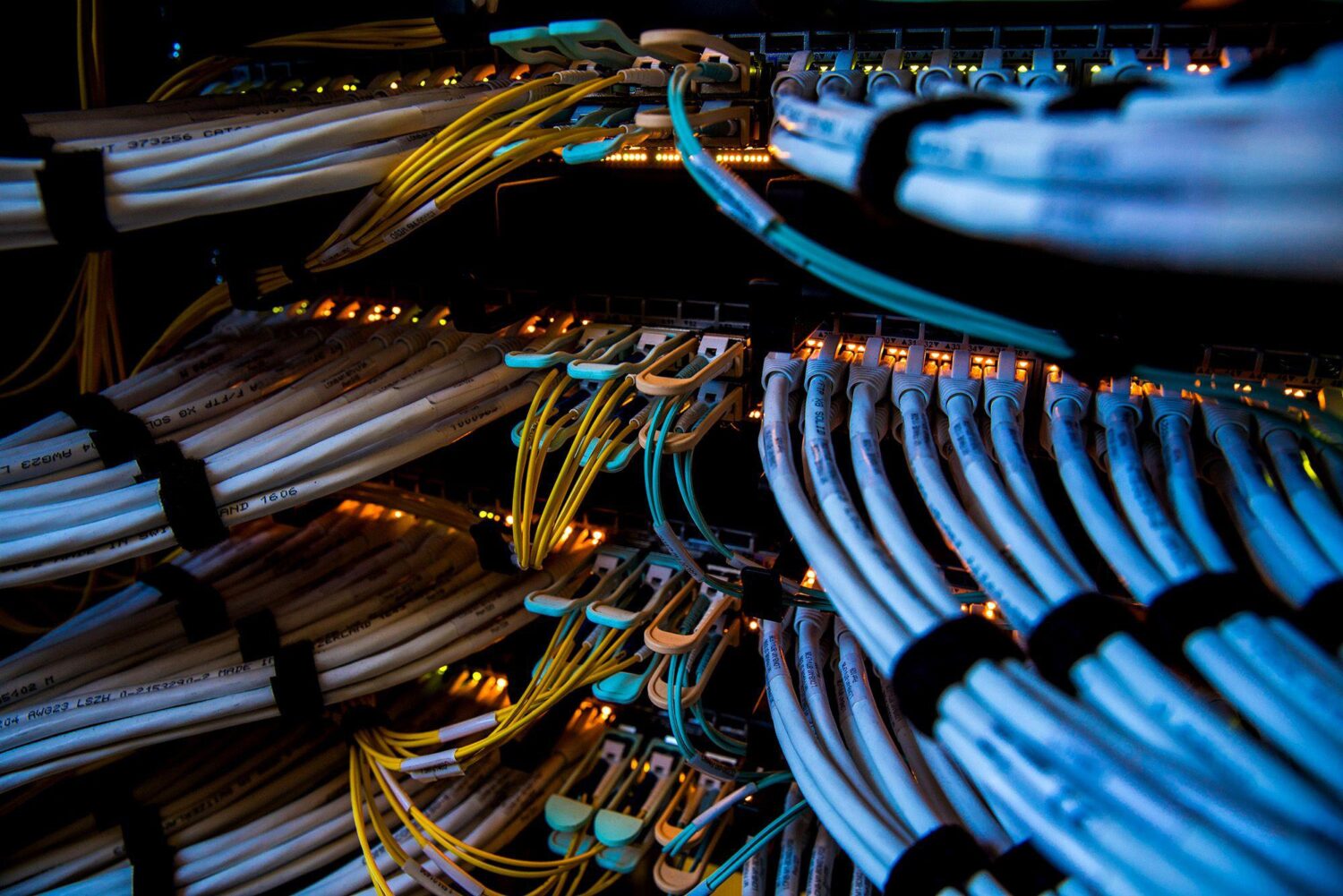 Using Fiber Optic Internet for Business - Pros and Cons - Comeau Computing