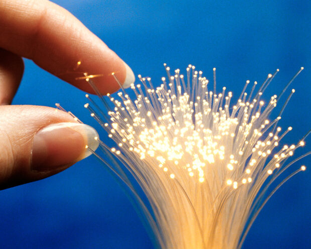Using Fiber Optic Internet for Business - Pros and Cons - Comeau Computing