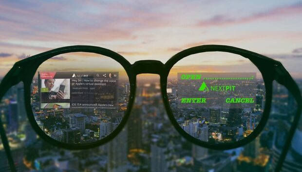 5 Devices and Tech Solutions That Are Useful for People With Low Vision ...
