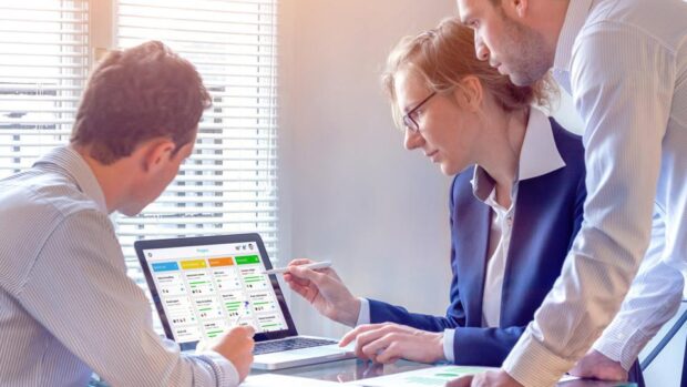 How To Improve Engineering Project Management: The 4-step Guide 