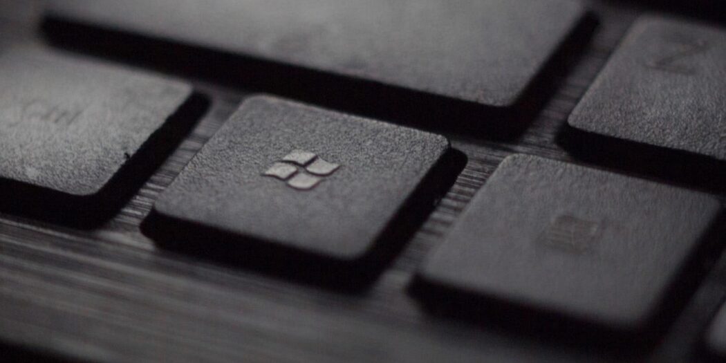 How to Fix Black Screen Errors in Windows - Comeau Computing